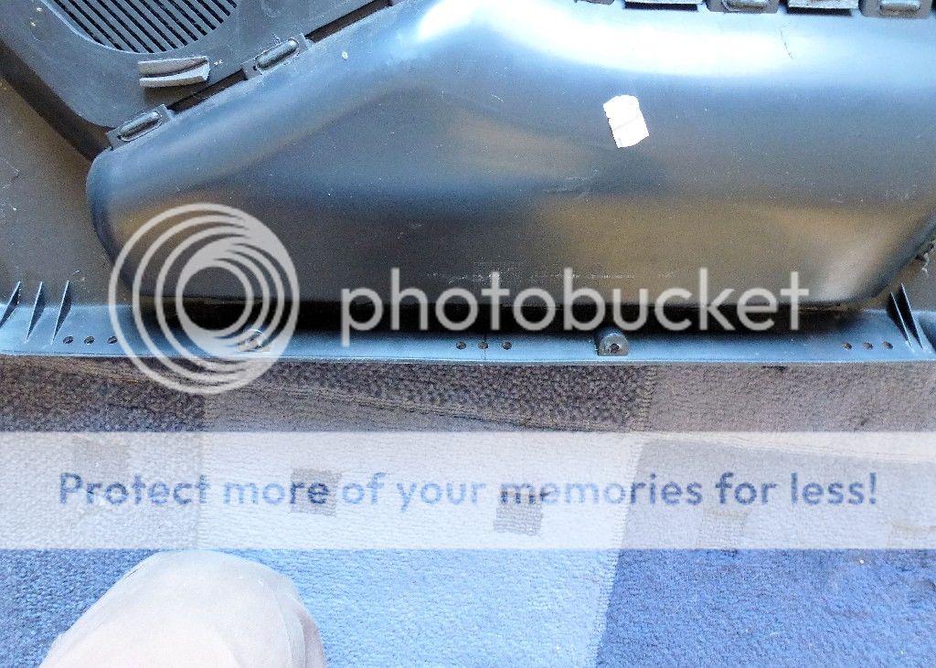 DIY LED Puddle Lights How TO - Skoda Fabia Mk1 (1999-2007) - BRISKODA