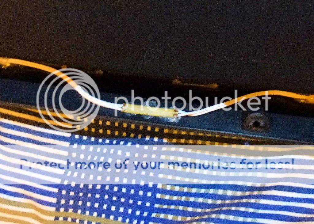 DIY LED Puddle Lights How TO - Skoda Fabia Mk1 (1999-2007) - BRISKODA