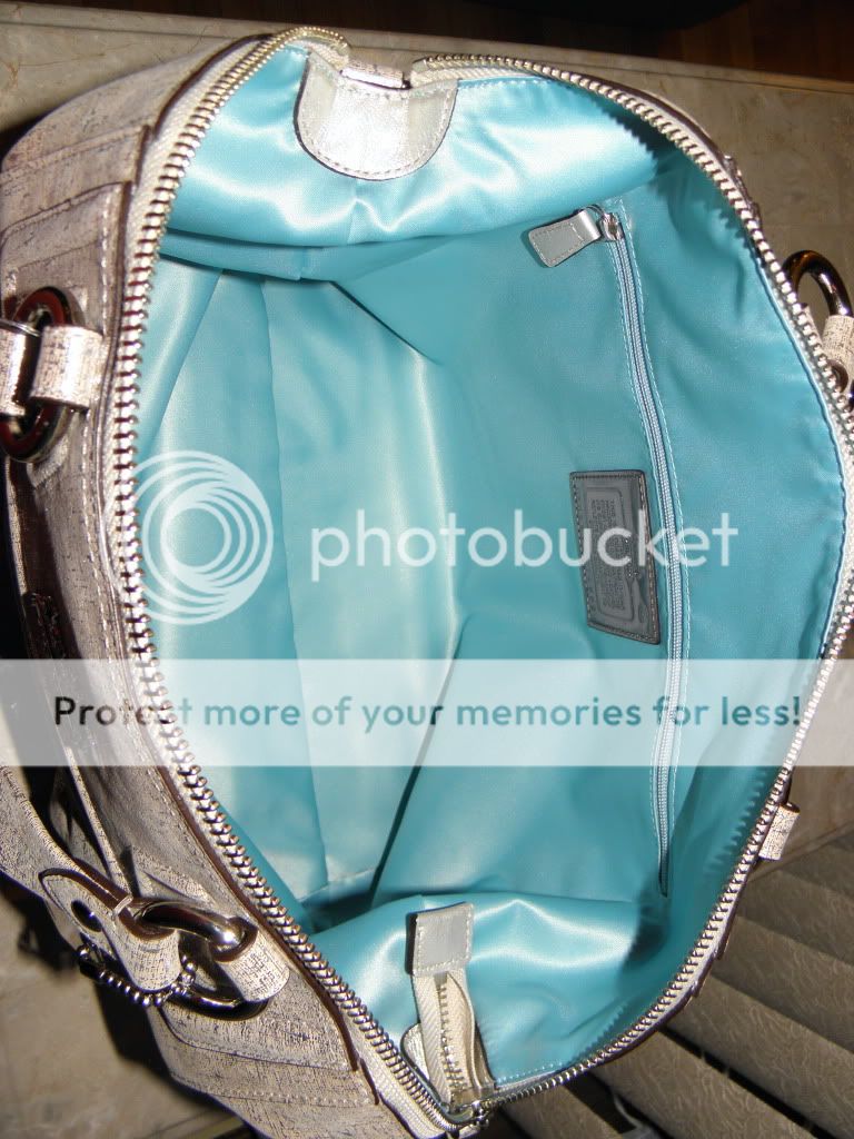 Claire, "The moment I met her I swear" Reveal lots of pics | PurseForum